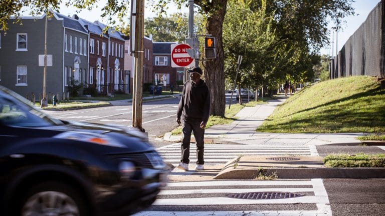 NCHRP Research Report 1043: Guide for Roundabouts